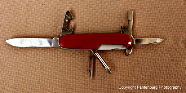 what is the best knife to carry with you every day, everyshere